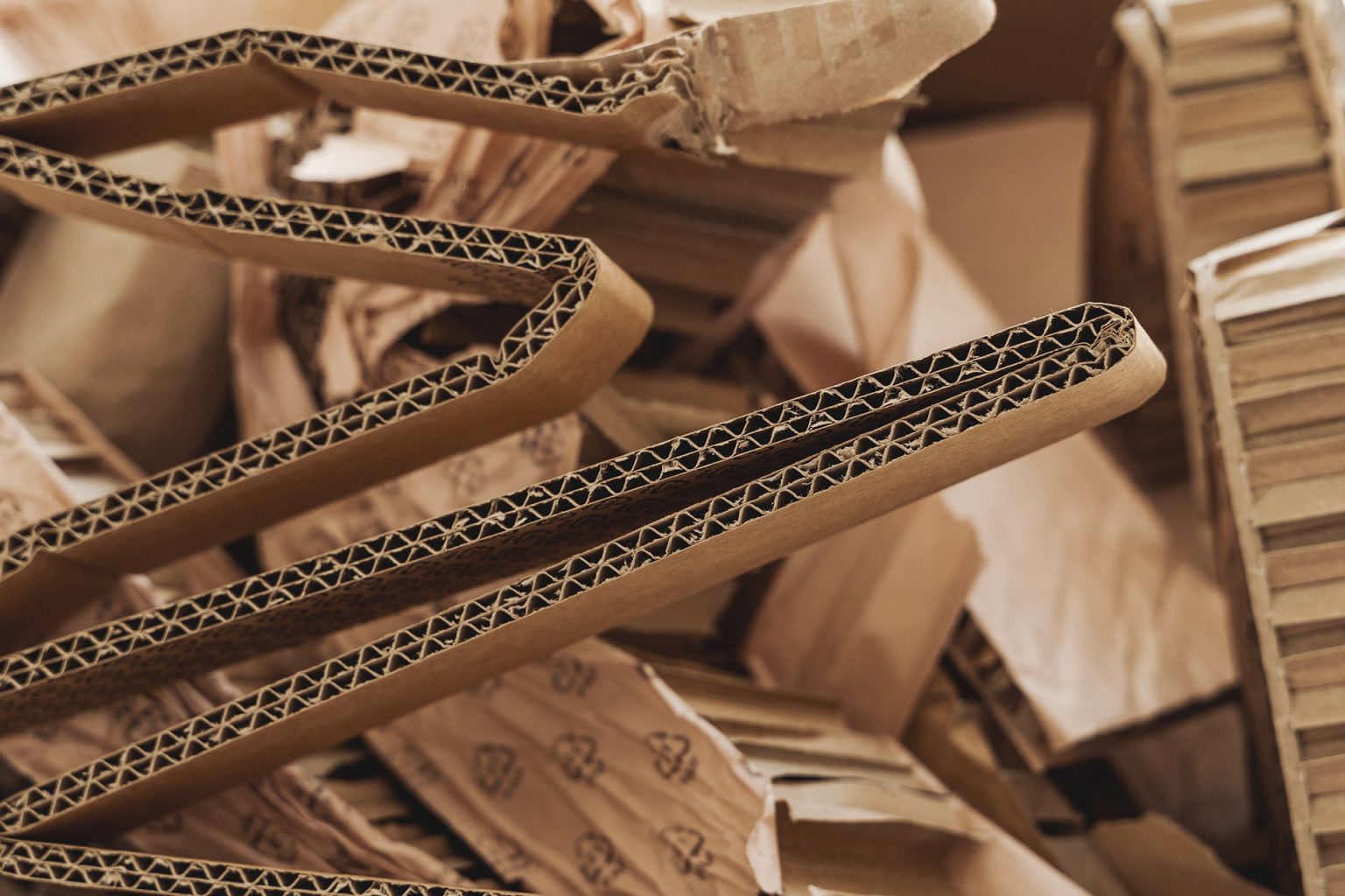Avoid These 5 Costly Mistakes When Choosing Carton Boxes For Packaging